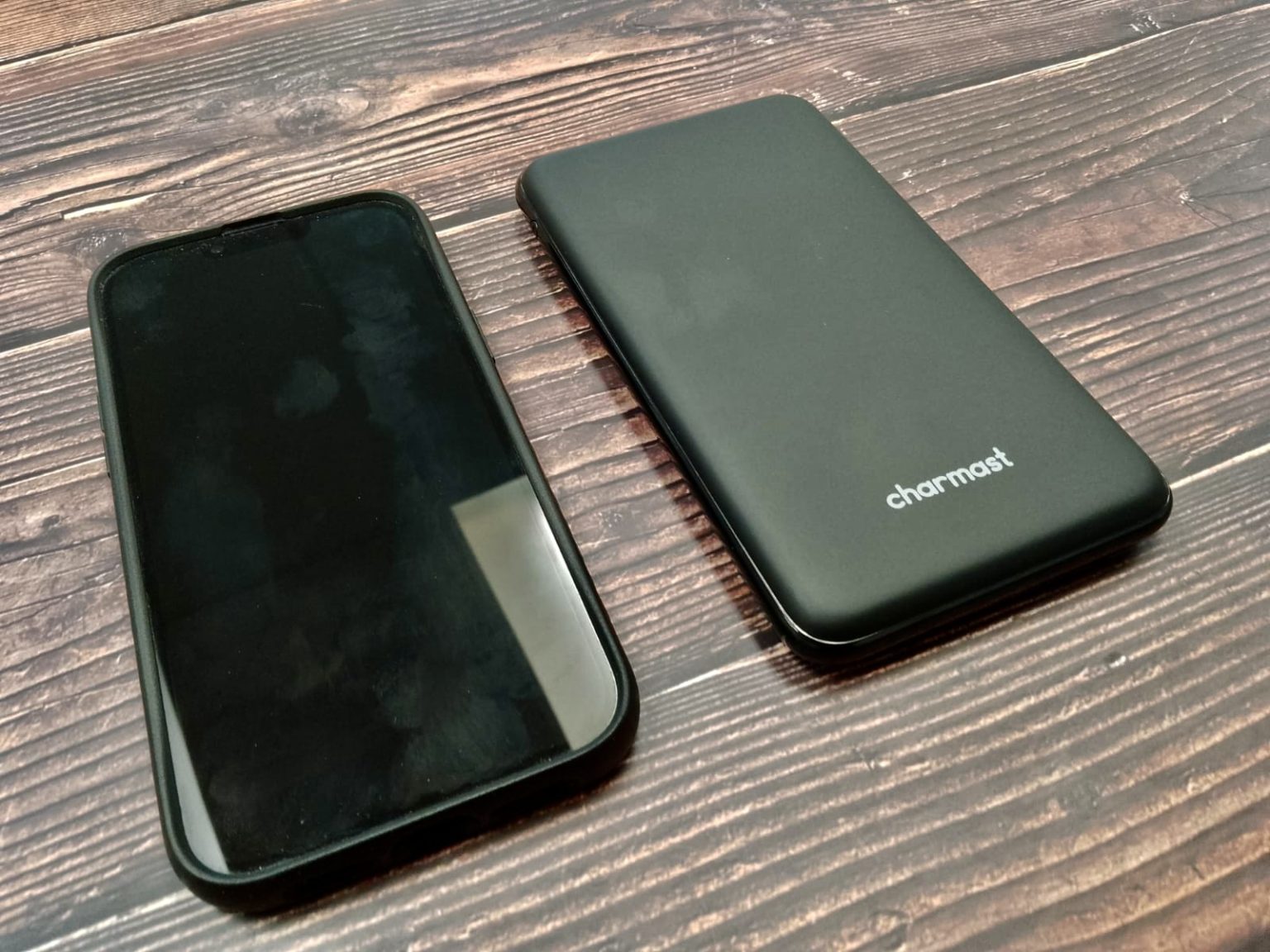 Best Portable Charging Banks for Hiking in 2025 - Power Banks (Charmast ...